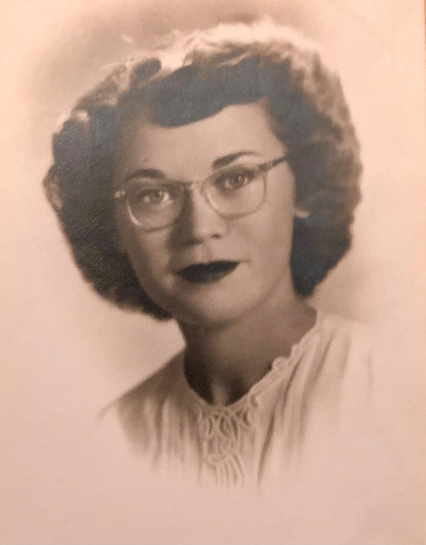 Joan Rogan's Instagram, Twitter & Facebook on IDCrawl