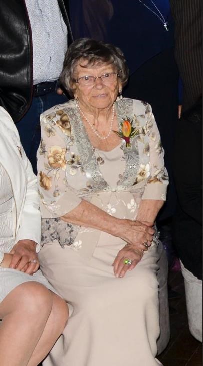Elizabeth Anne Courneya Obituary - West Hill, ON