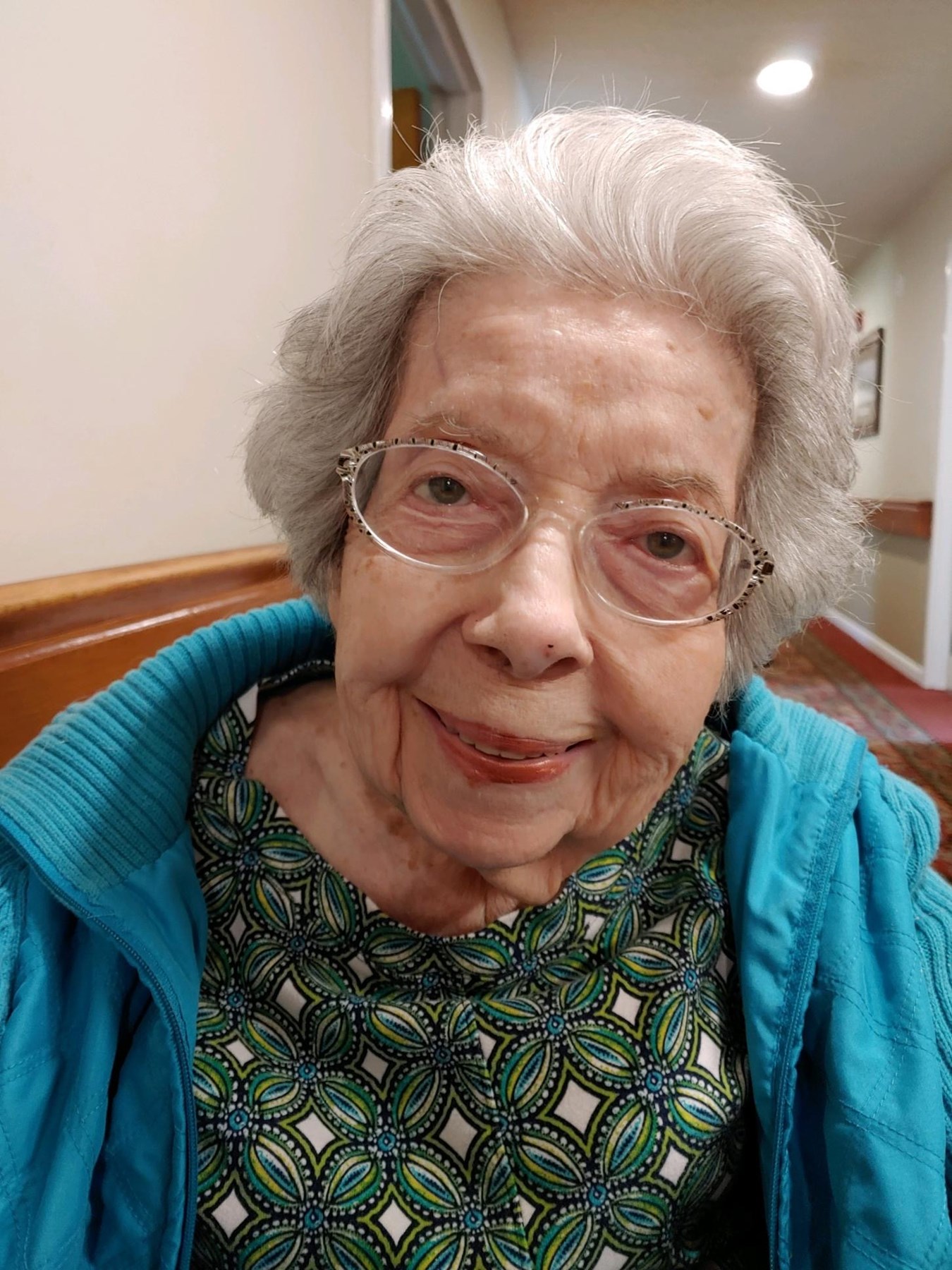 Mary Scoggins's Instagram, Twitter & Facebook on IDCrawl