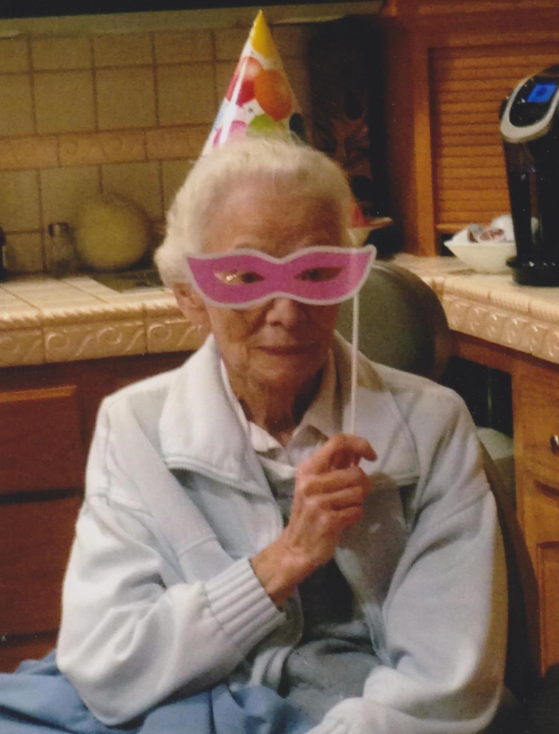 Nancy Waddell Obituary - Corona Del Mar, CA