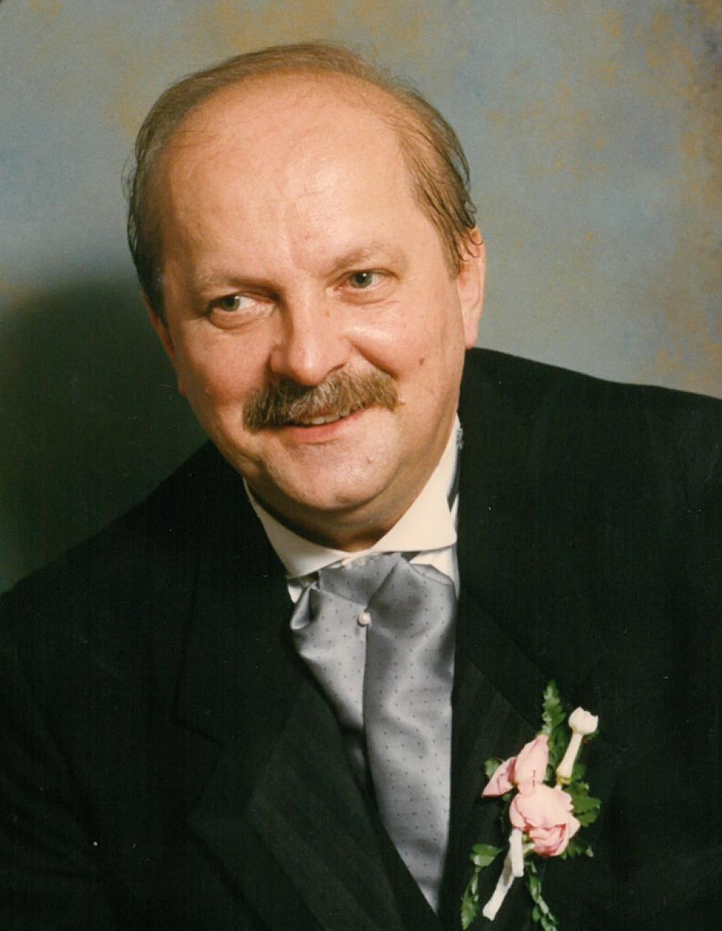 Fred Hall's Instagram, Twitter & Facebook on IDCrawl