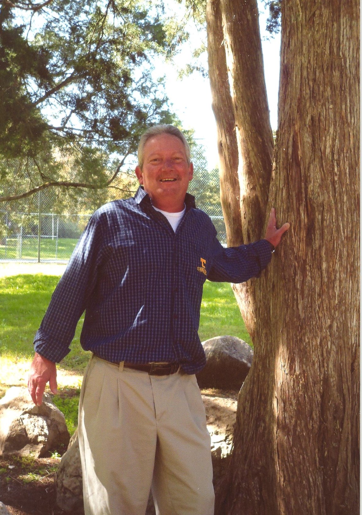 David Overton Obituary - Knoxville, TN