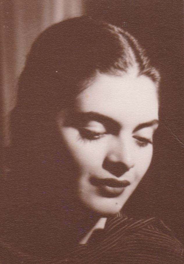 Angela Salgado's Instagram, Twitter & Facebook on IDCrawl