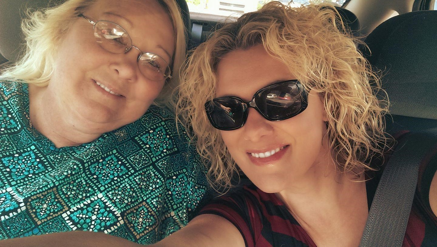 Donna Towe's Instagram, Twitter & Facebook on IDCrawl