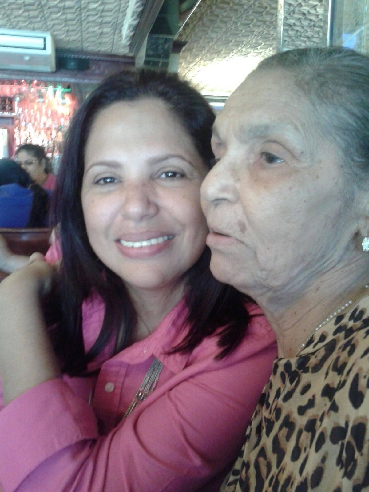 Maria Lora's Instagram, Twitter & Facebook on IDCrawl