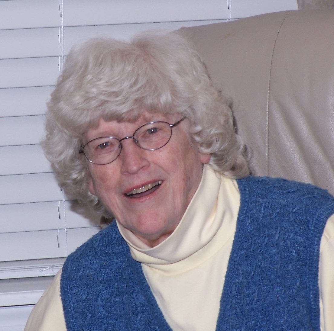 Mary Hoff's Instagram, Twitter & Facebook on IDCrawl