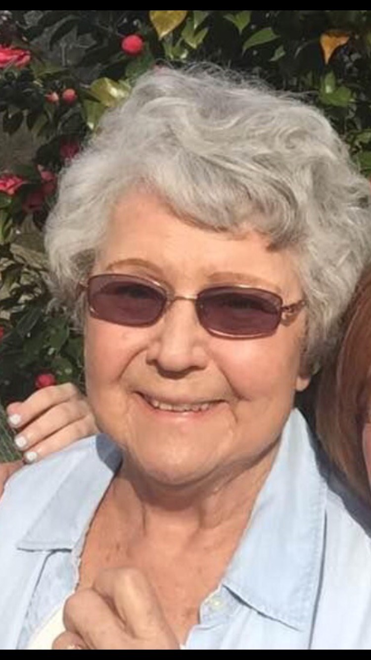 Sue Sims's Instagram, Twitter & Facebook on IDCrawl