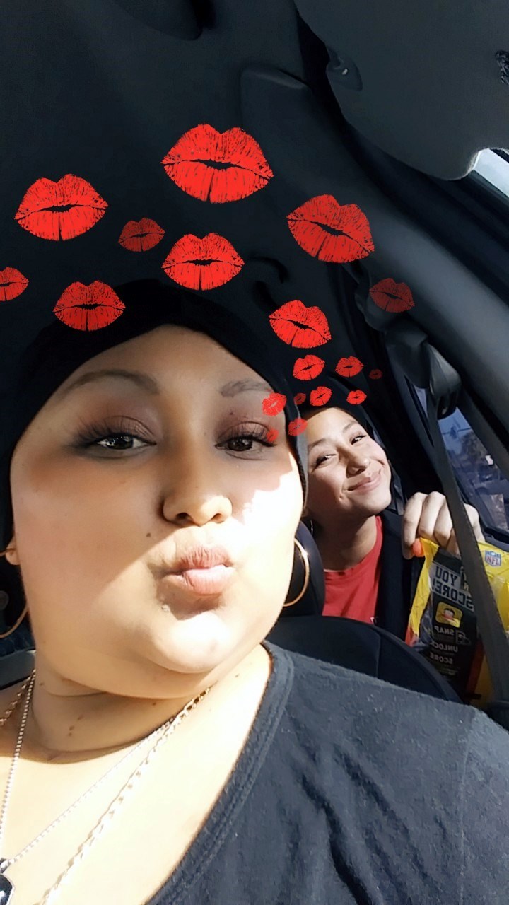 Sandra Gonzales's Instagram, Twitter & Facebook on IDCrawl