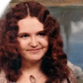 Lisa Salley's Instagram, Twitter & Facebook on IDCrawl