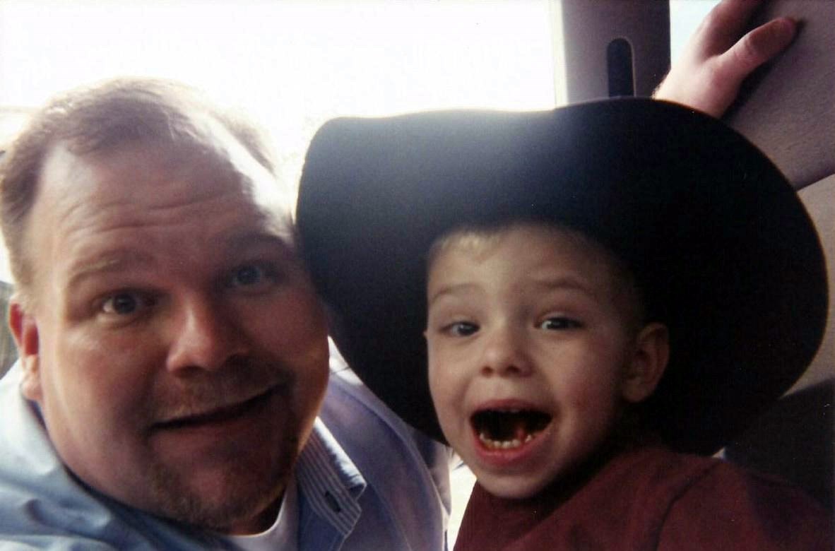 Eric Ulmer's Instagram, Twitter & Facebook on IDCrawl