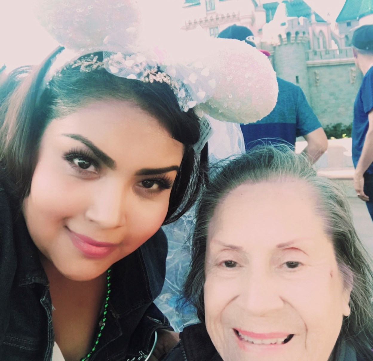 Josefina Rivera's Instagram, Twitter & Facebook on IDCrawl