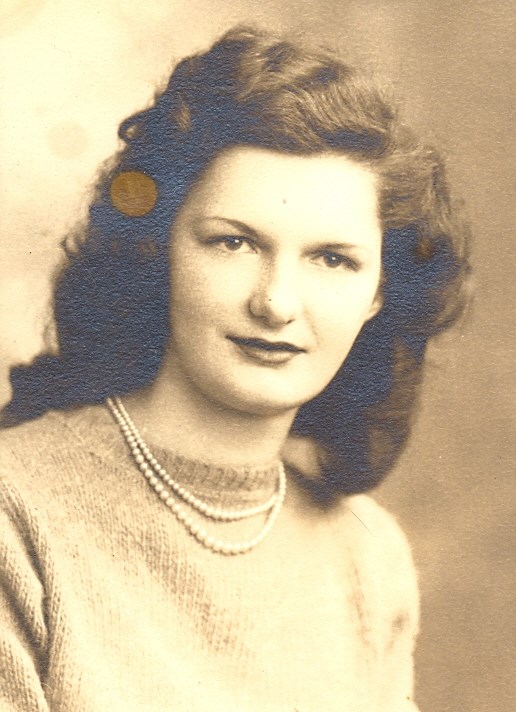 Helen Hanson's Instagram, Twitter & Facebook on IDCrawl