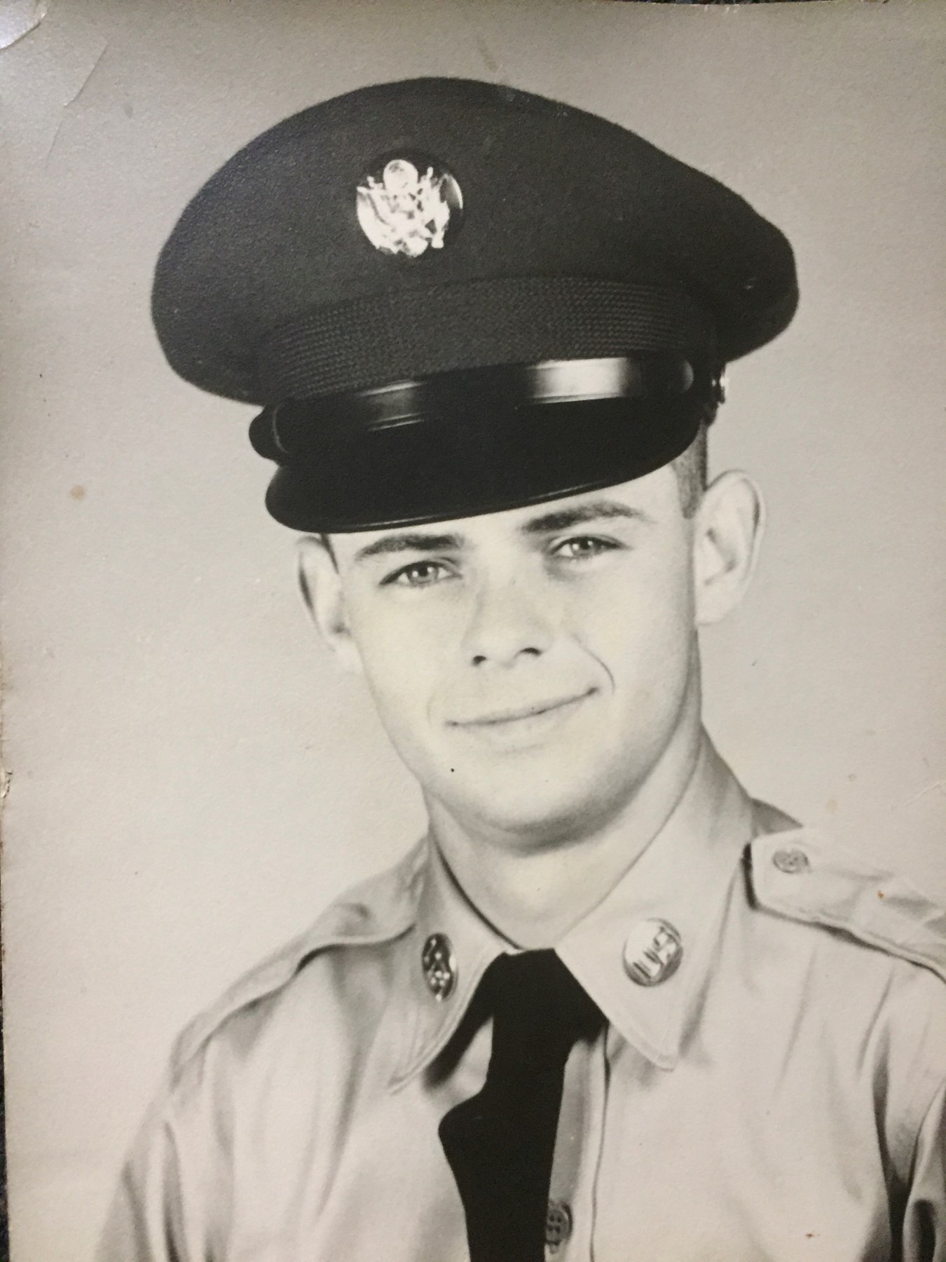 Rebecca Ledoux's Instagram, Twitter & Facebook on IDCrawl