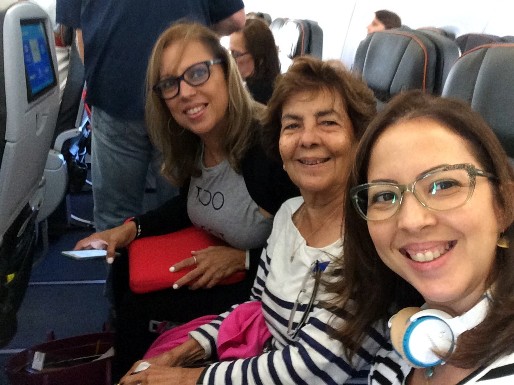 Iris Vazquez's Instagram, Twitter & Facebook on IDCrawl