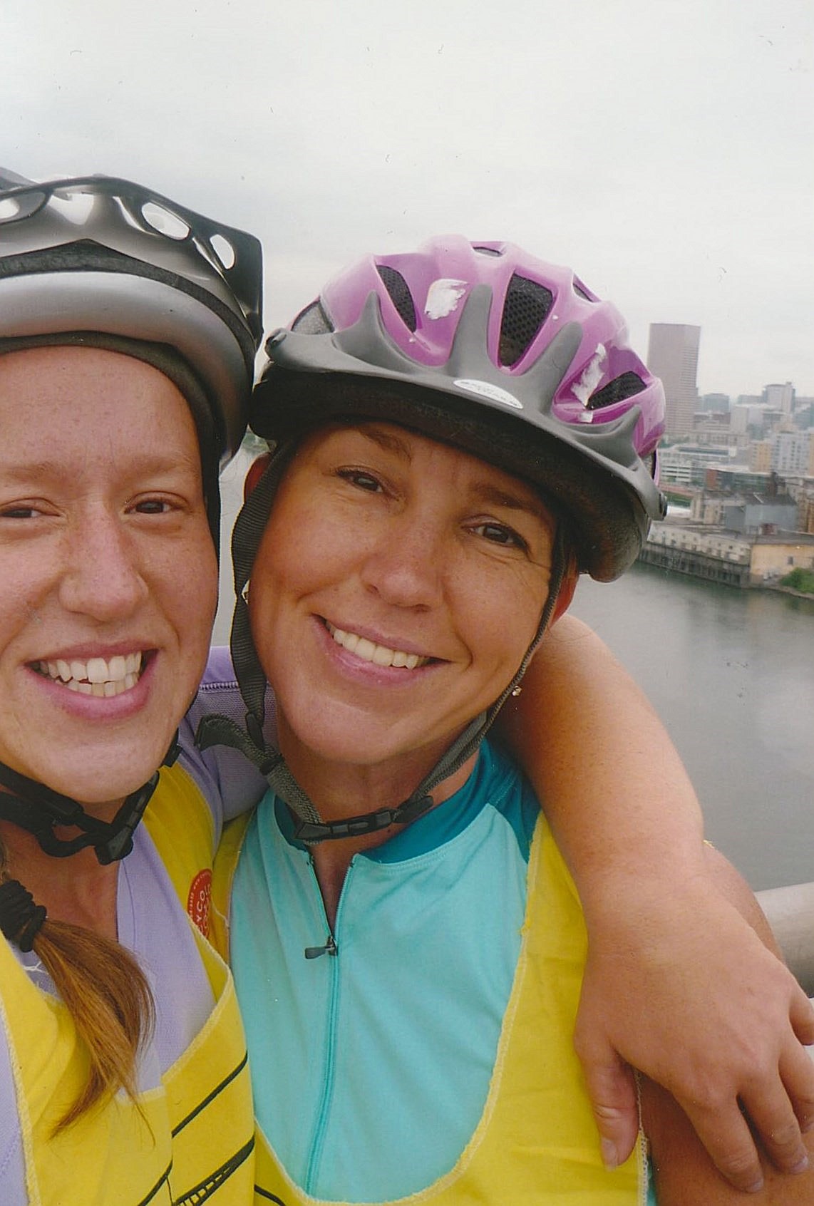 Jennifer Lewandowski's Instagram, Twitter & Facebook on IDCrawl