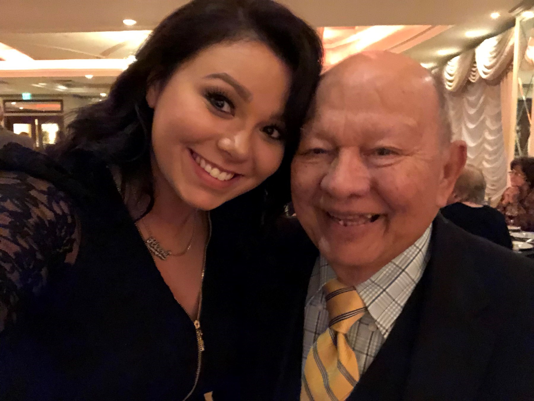 Robert Robles's Instagram, Twitter & Facebook on IDCrawl