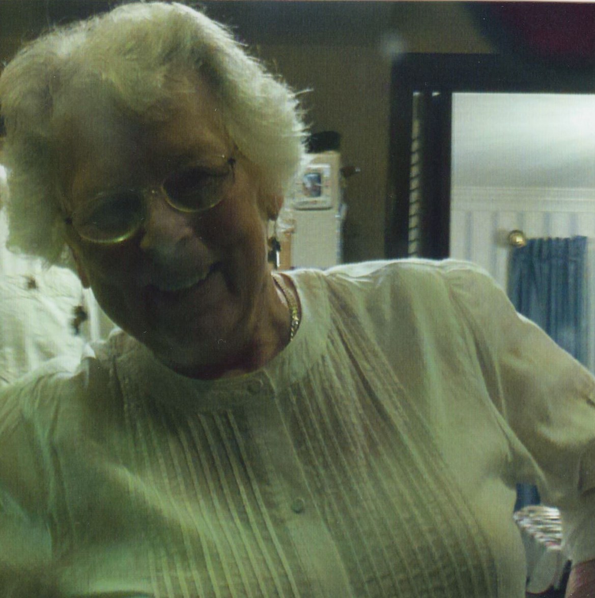 Elizabeth Coogan's Instagram, Twitter & Facebook on IDCrawl