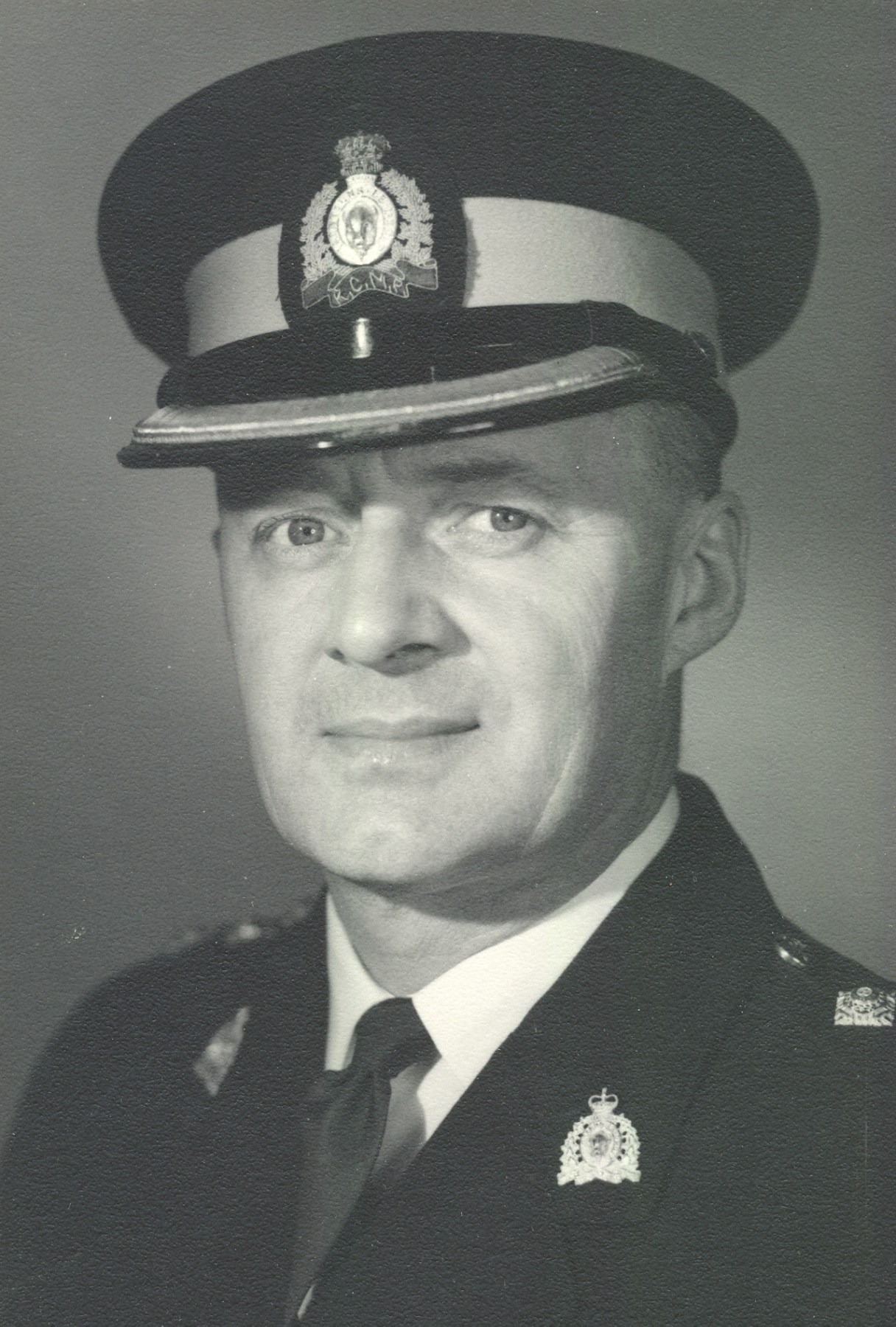 W. F. Gordon Perry Obituary - Calgary, AB