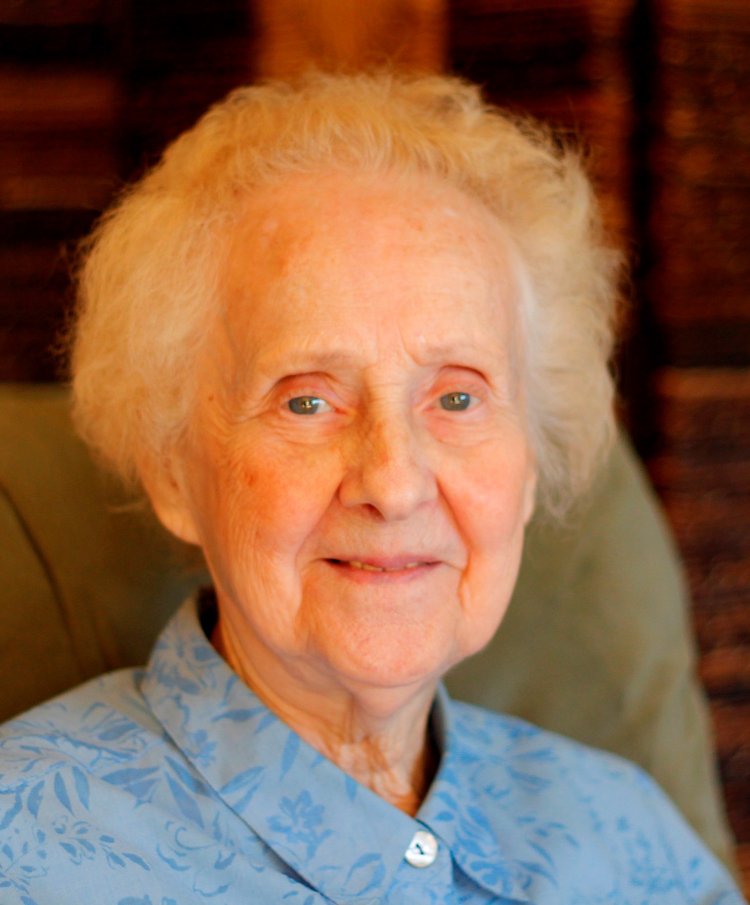 Anna Symonds Obituary - Peoria, IL