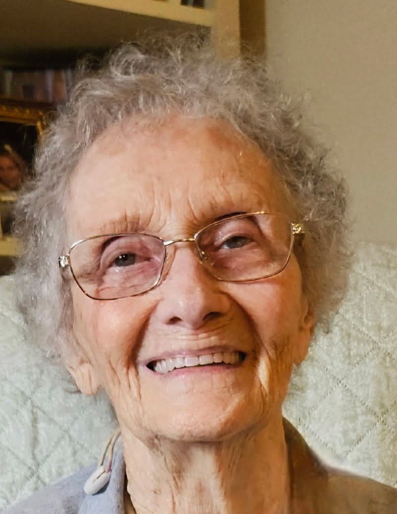 Annie Cody Obituary - Fayetteville, WV