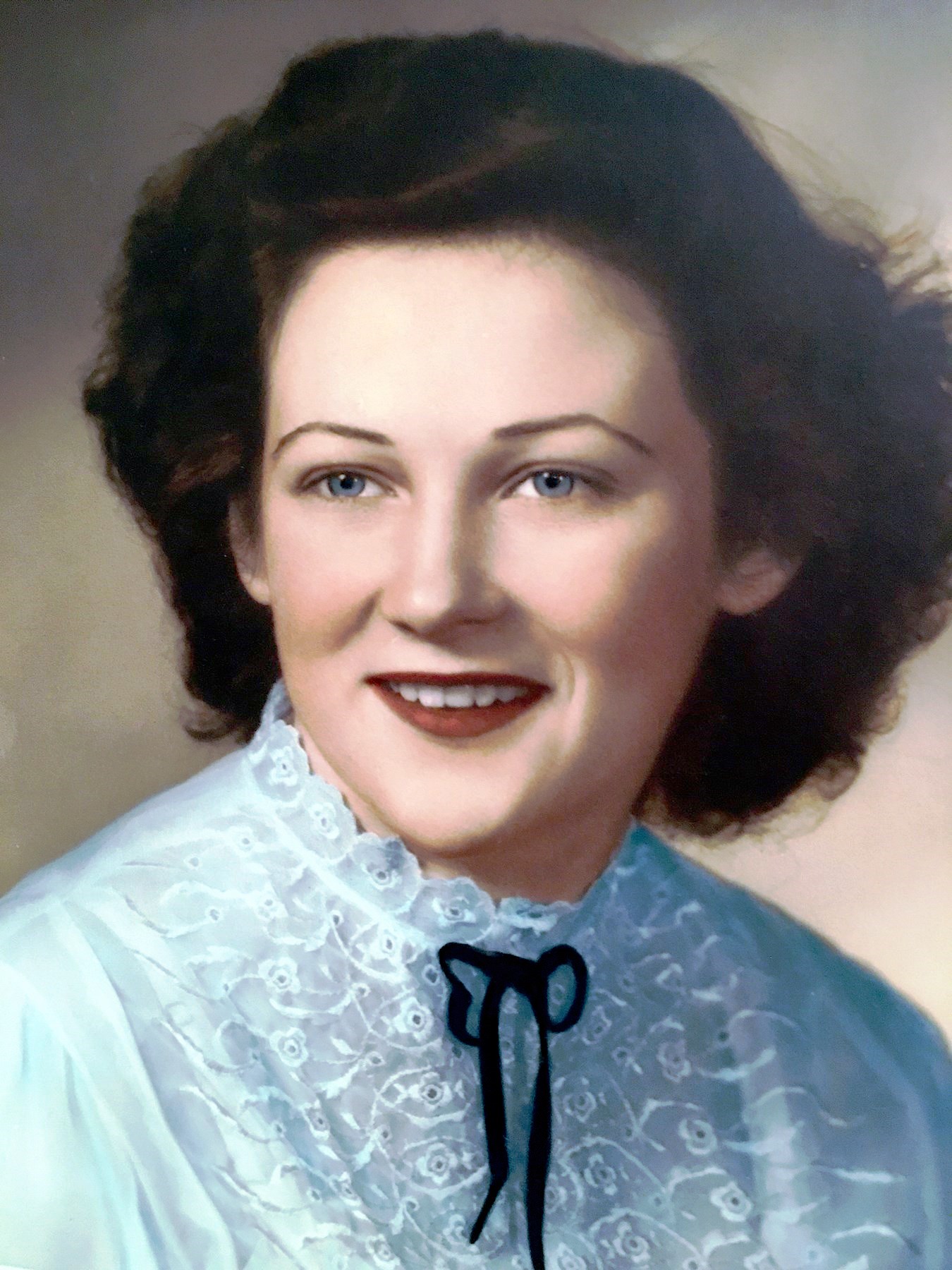 Laura Stephenson's Instagram, Twitter & Facebook on IDCrawl