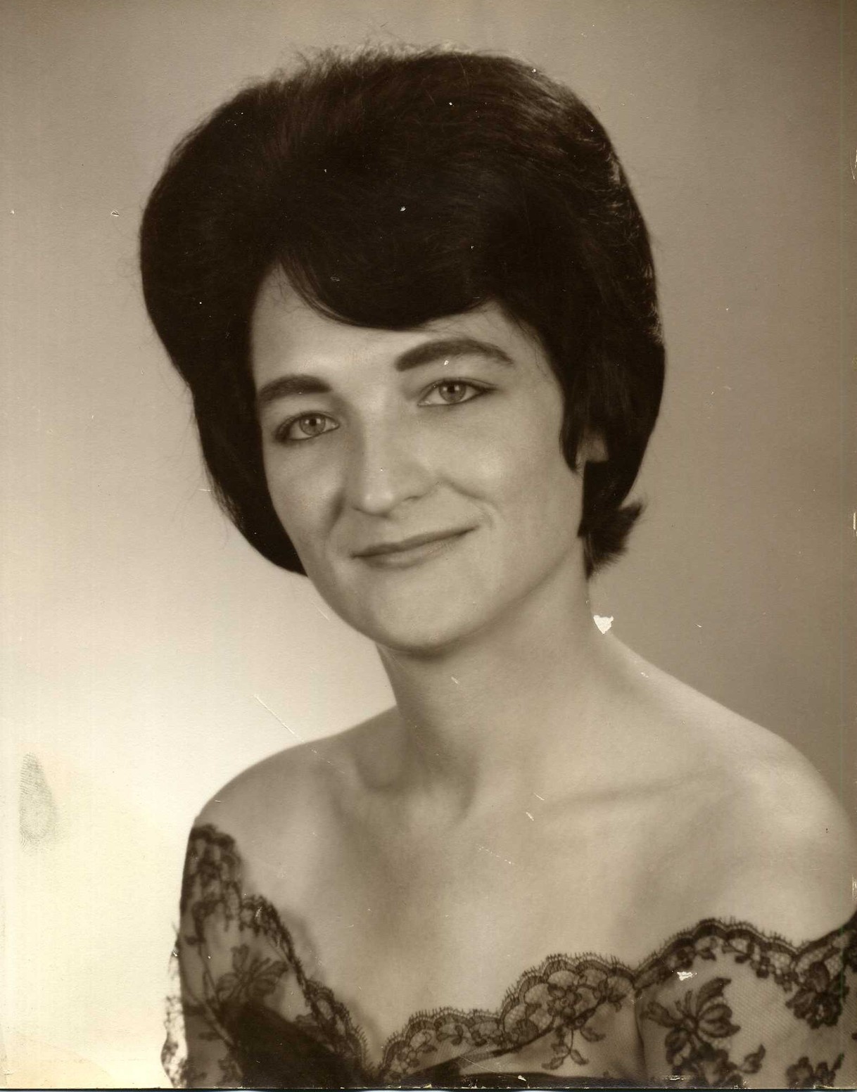 Joyce Lopez's Instagram, Twitter & Facebook on IDCrawl