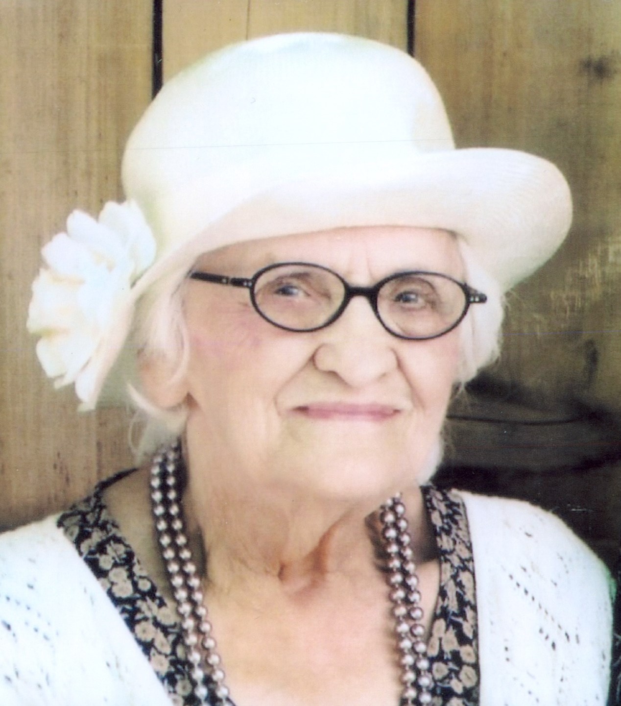 Esther H. Whitehead Obituary - Calgary, AB