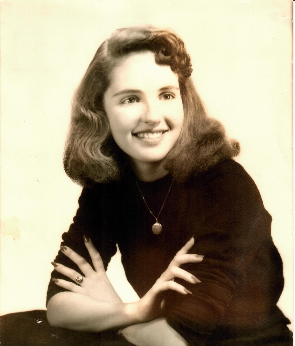 Joyce Kaiser Obituary - Creve Coeur, MO