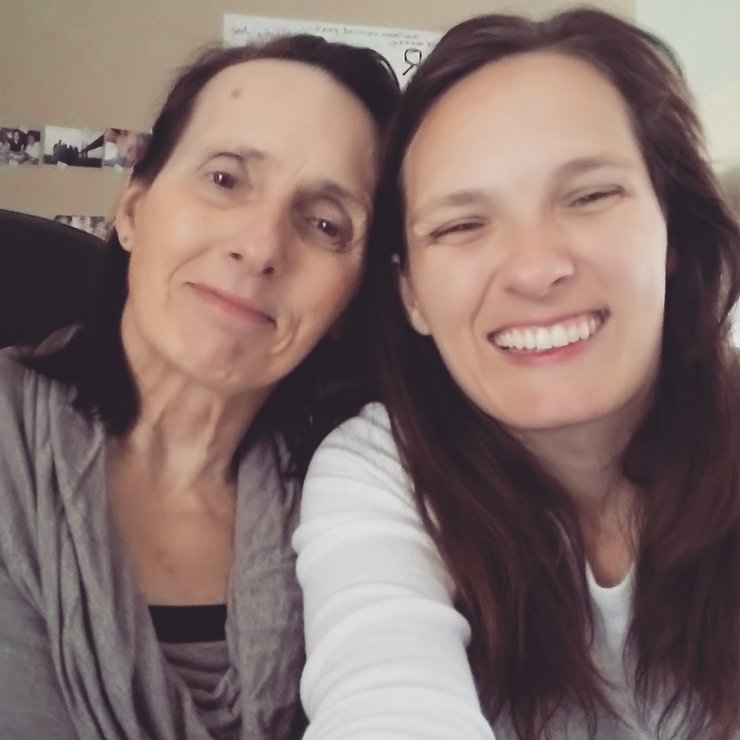 Colleen Groves's Instagram, Twitter & Facebook on IDCrawl