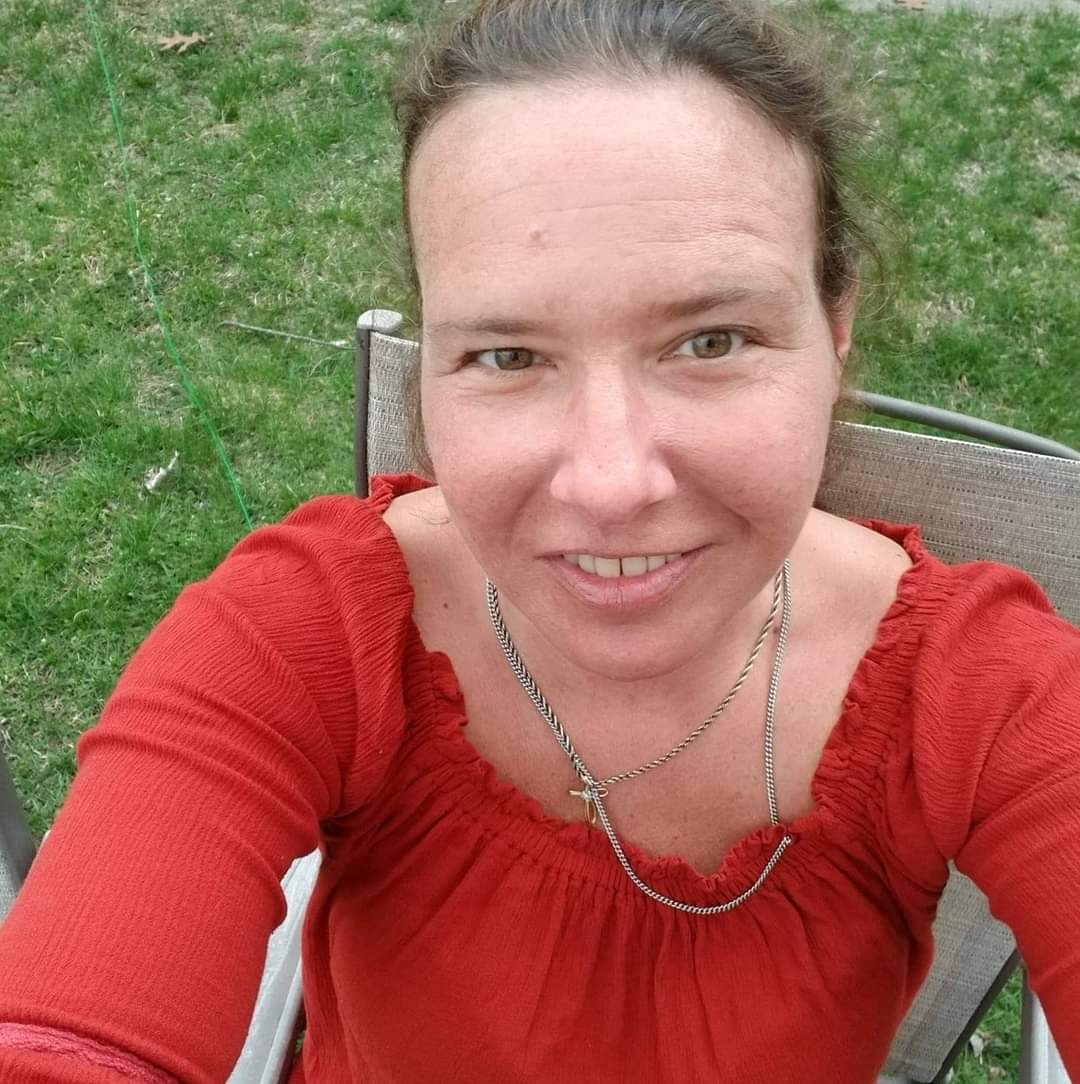 Lisa Glover's Instagram, Twitter & Facebook on IDCrawl