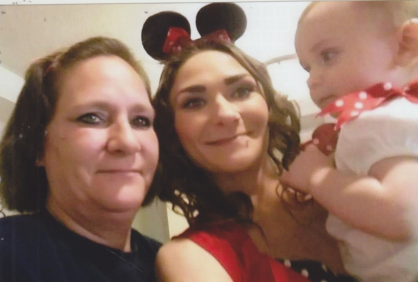 Kelly Stover's Instagram, Twitter & Facebook on IDCrawl