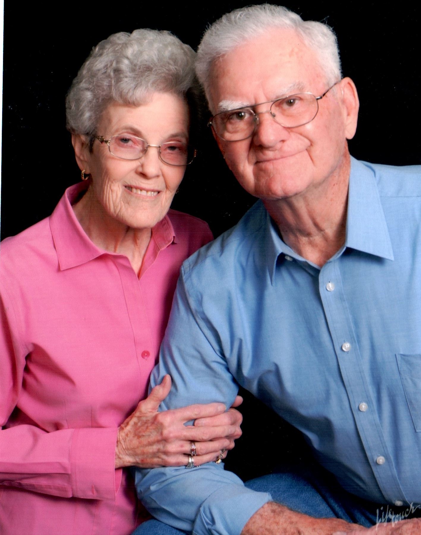 Angie Cook's Instagram, Twitter & Facebook on IDCrawl