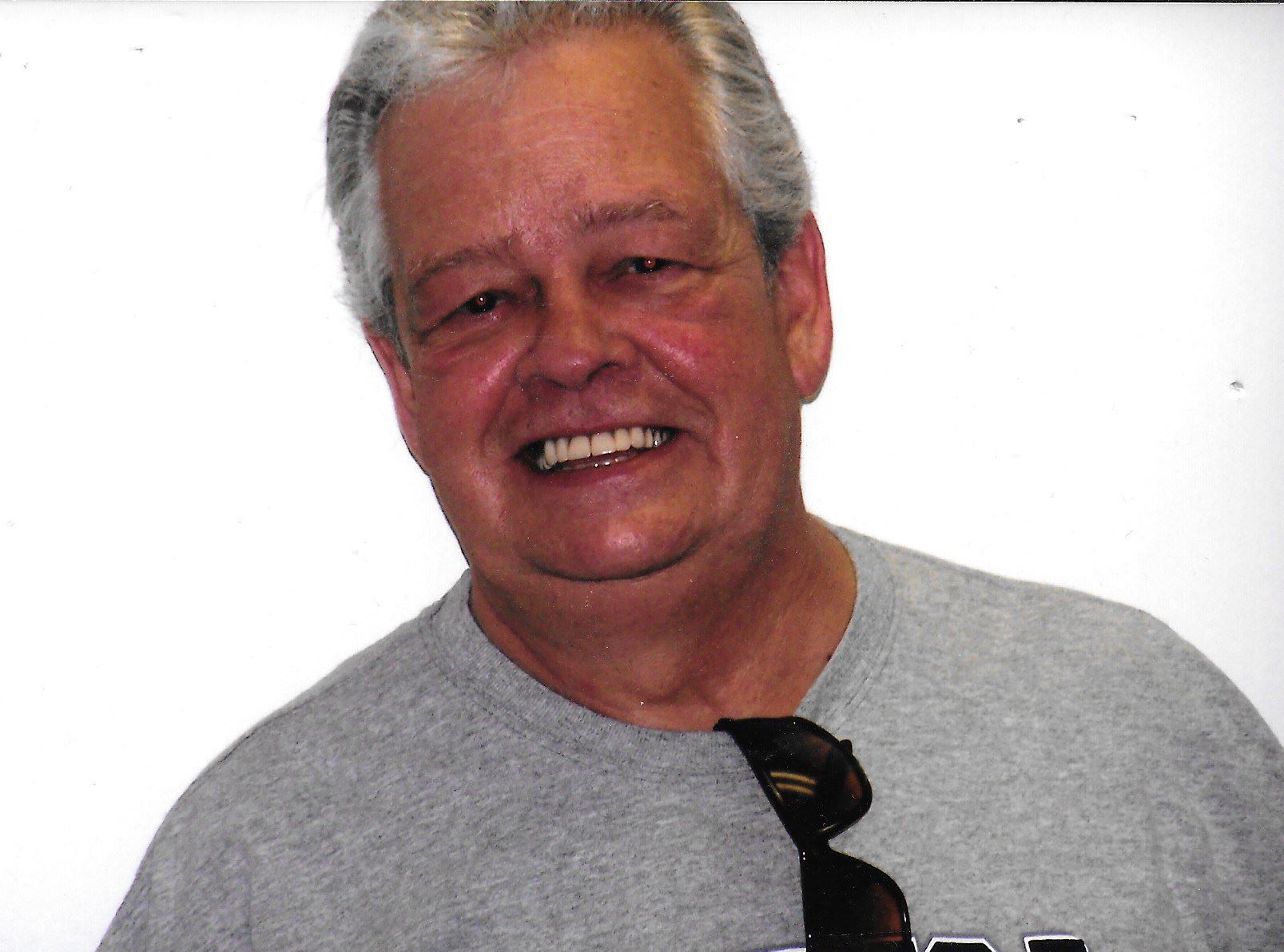 Frank Riddle's Instagram, Twitter & Facebook on IDCrawl