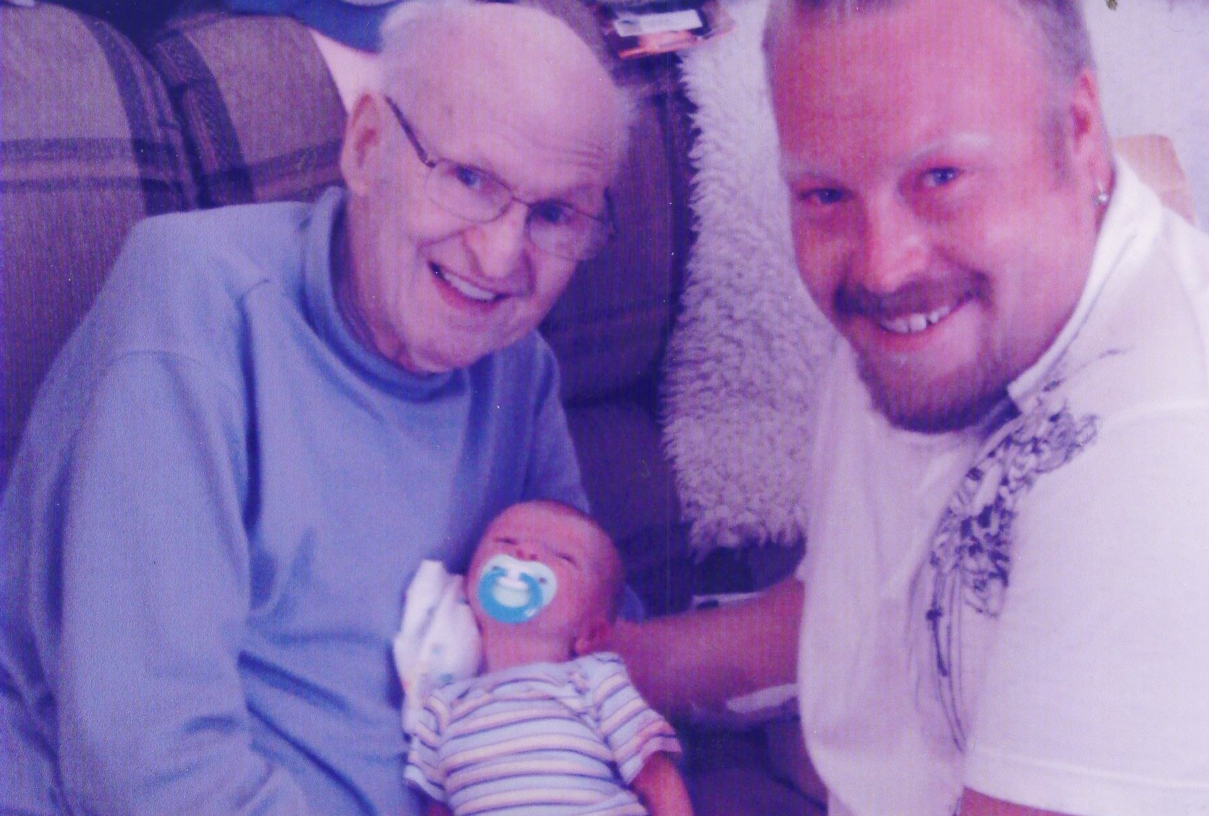 Roger Plourde's Instagram, Twitter & Facebook on IDCrawl