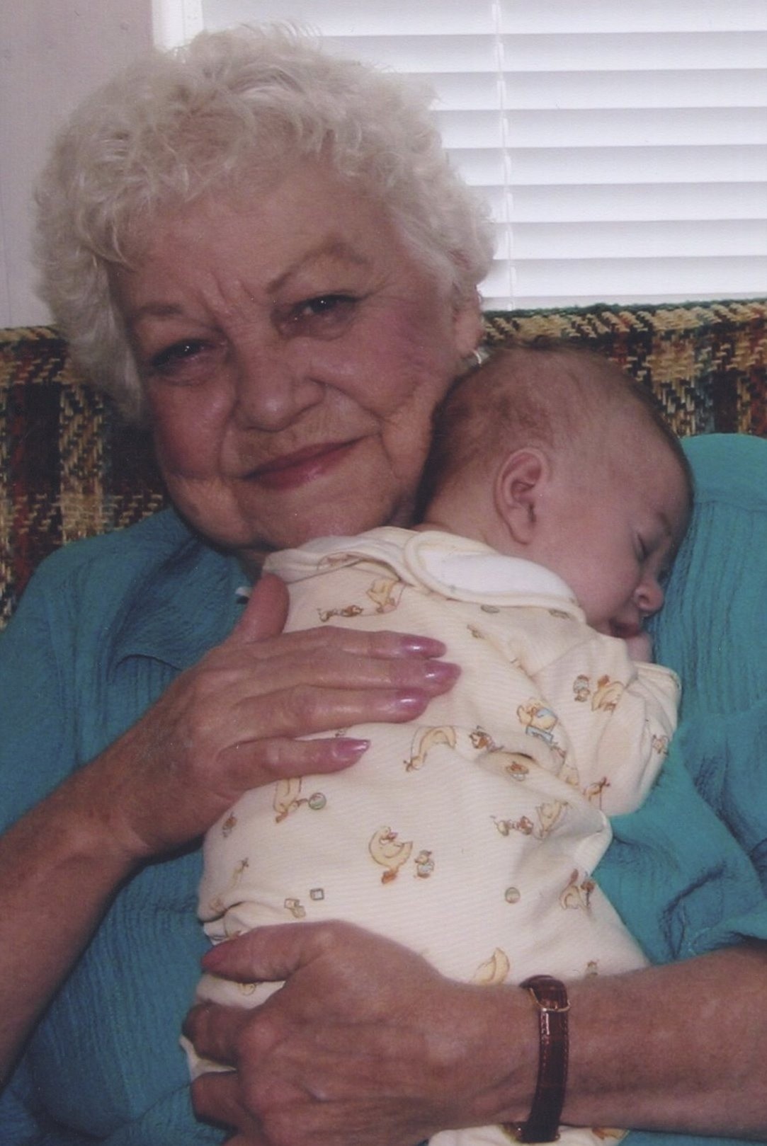 Alice Markham's Instagram, Twitter & Facebook on IDCrawl