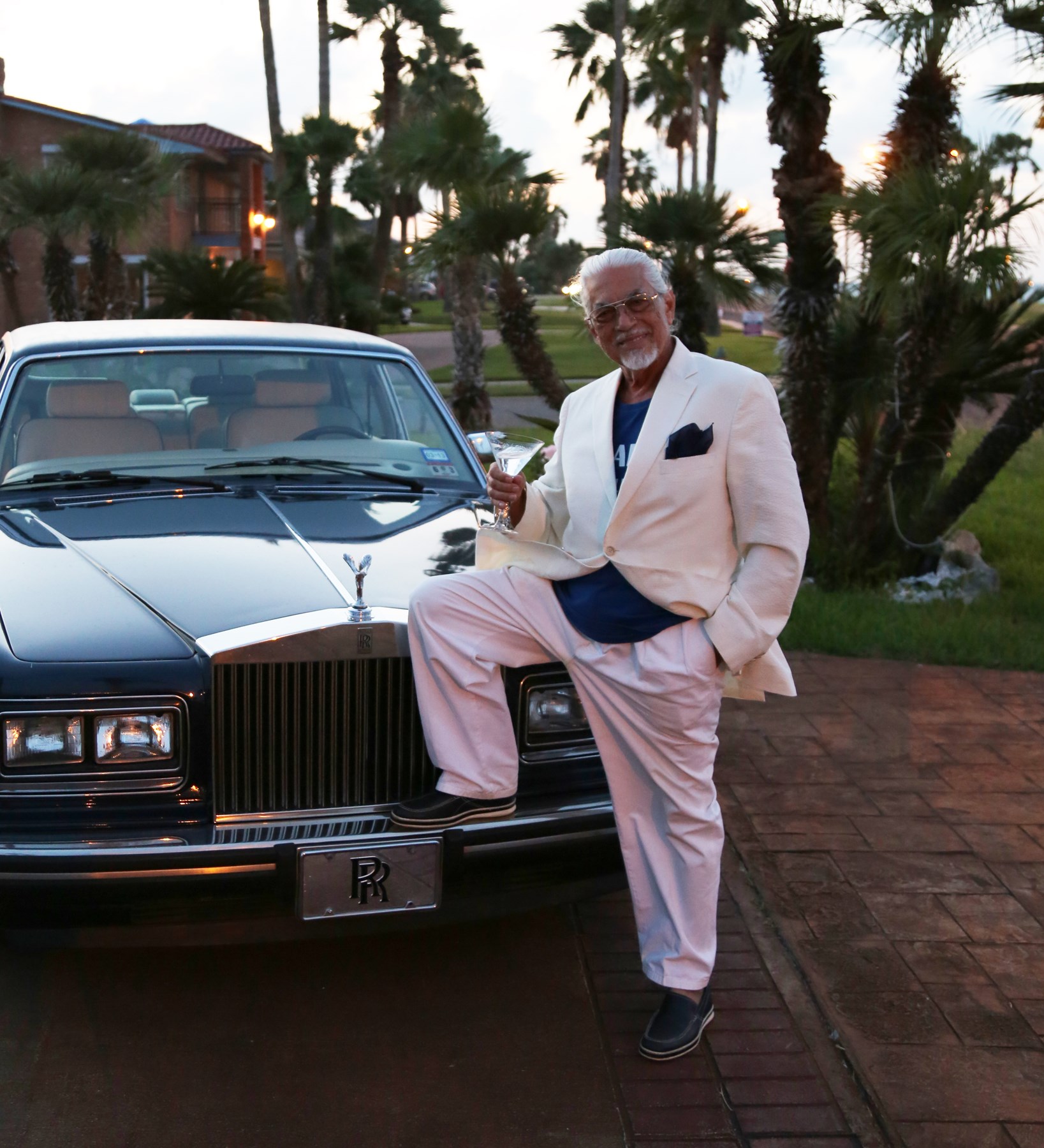 Dr. Carlos R. Estrada Obituary - Corpus Christi, TX