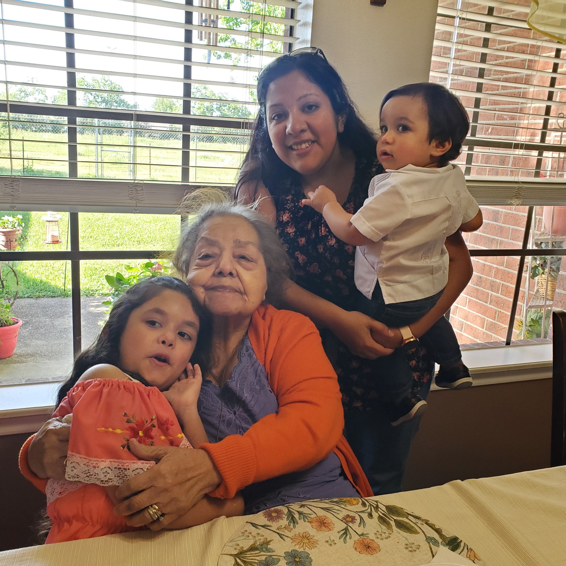 Maria Clemente's Instagram, Twitter & Facebook on IDCrawl