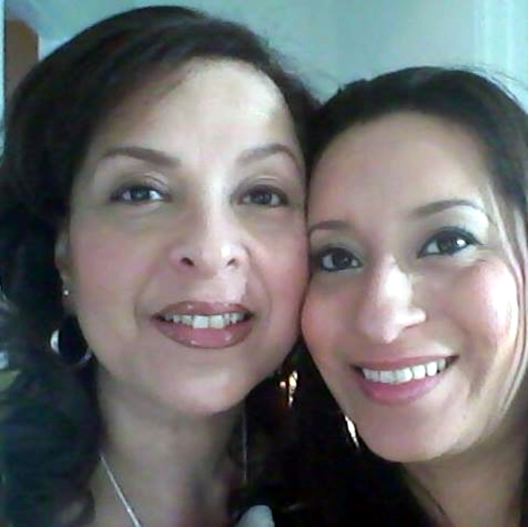 Nancy Robles's Instagram, Twitter & Facebook on IDCrawl