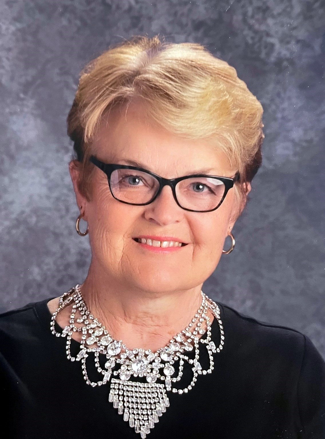 Patti Reeves Obituary - West Des Moines, IA