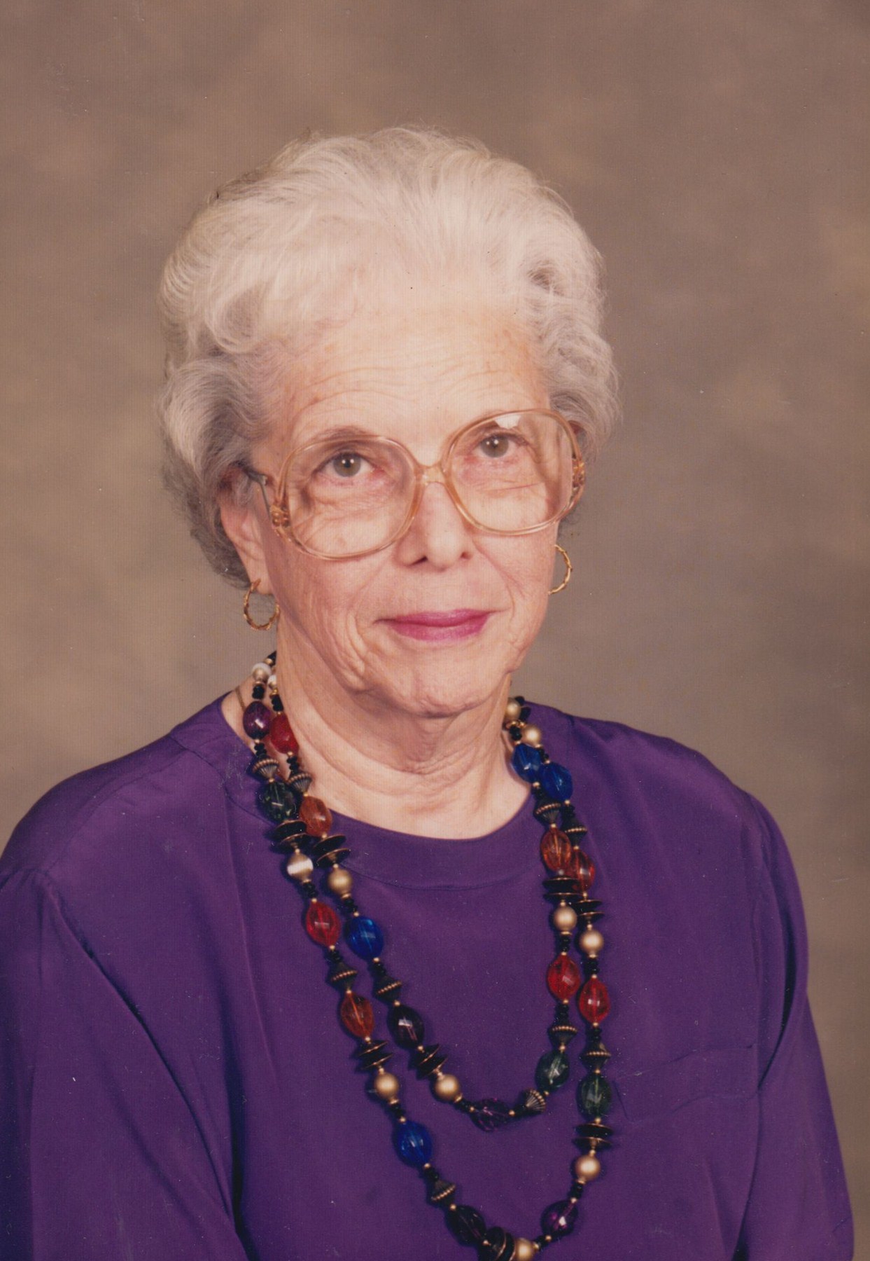 Eleanor Foster's Instagram, Twitter & Facebook on IDCrawl