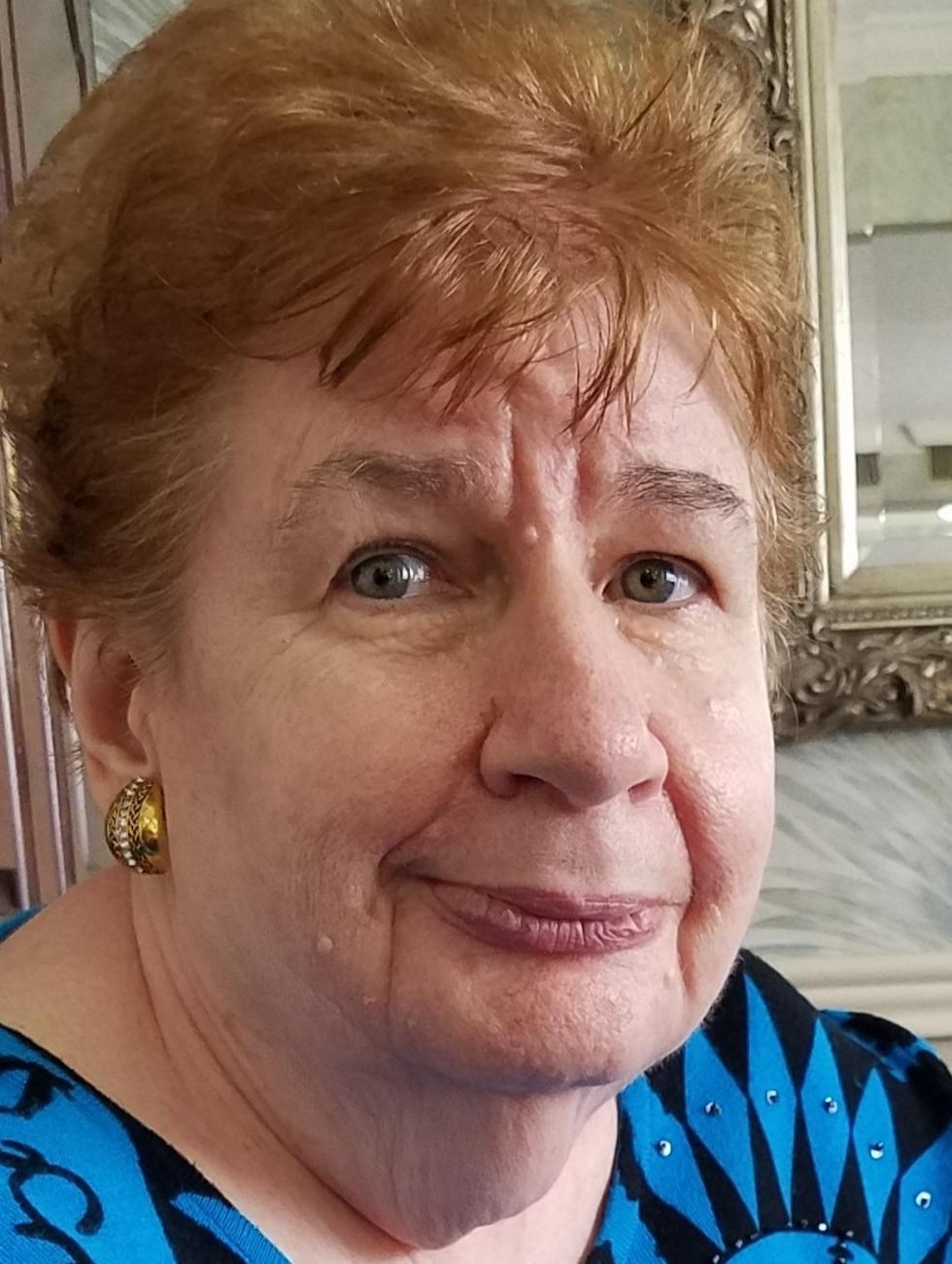 Jeannine Hart's Instagram, Twitter & Facebook on IDCrawl
