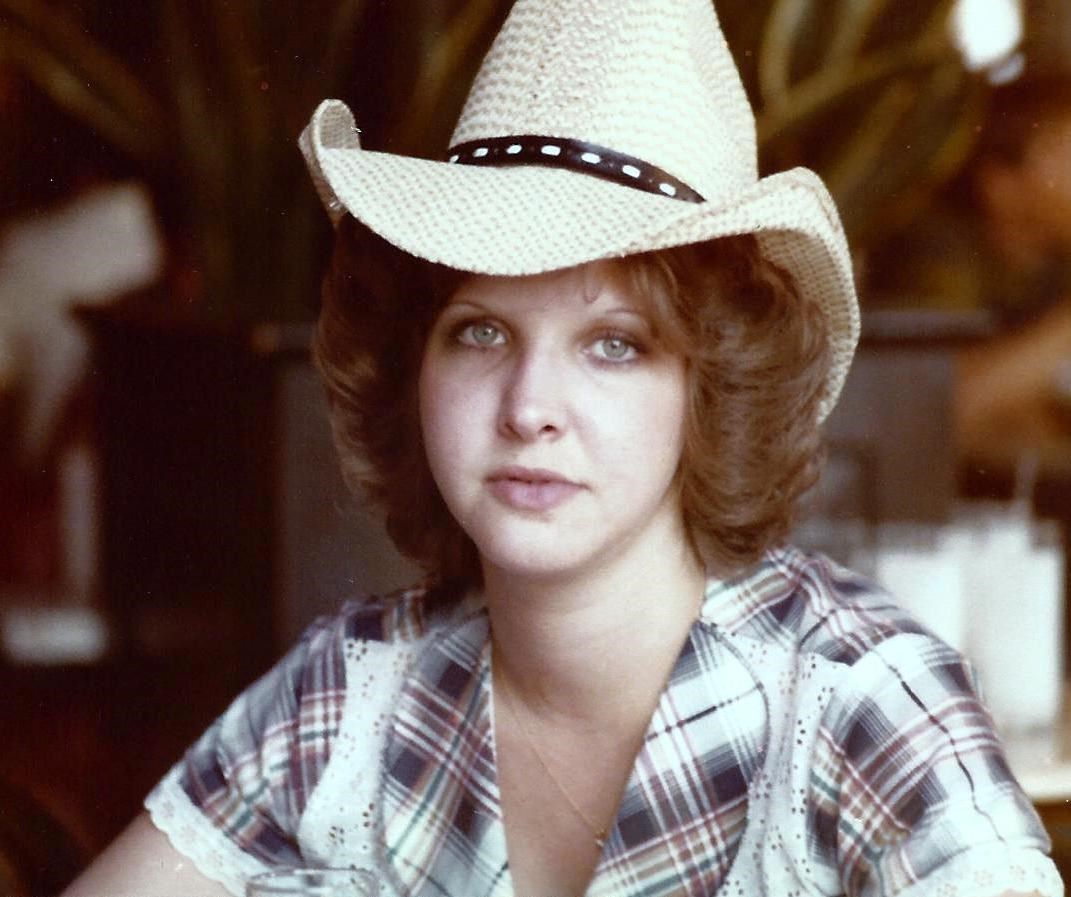 Michelle Moya's Instagram, Twitter & Facebook on IDCrawl