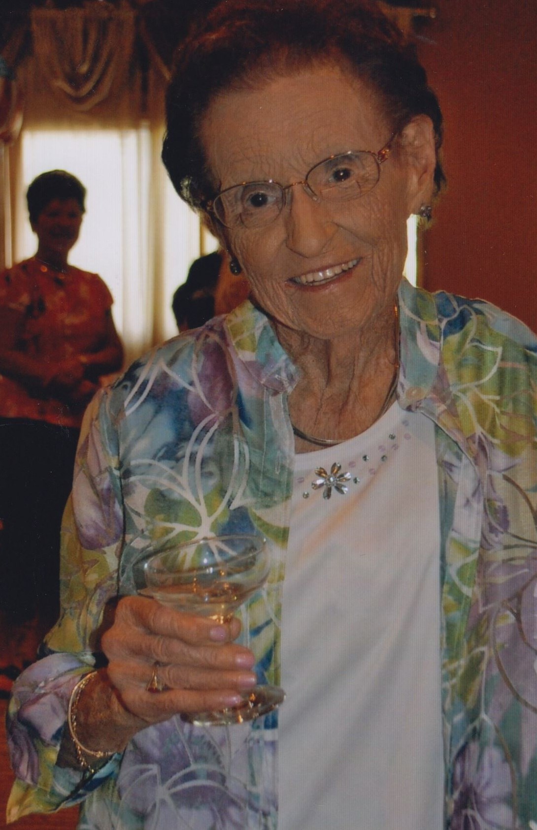 Violet Myers's Instagram, Twitter & Facebook on IDCrawl