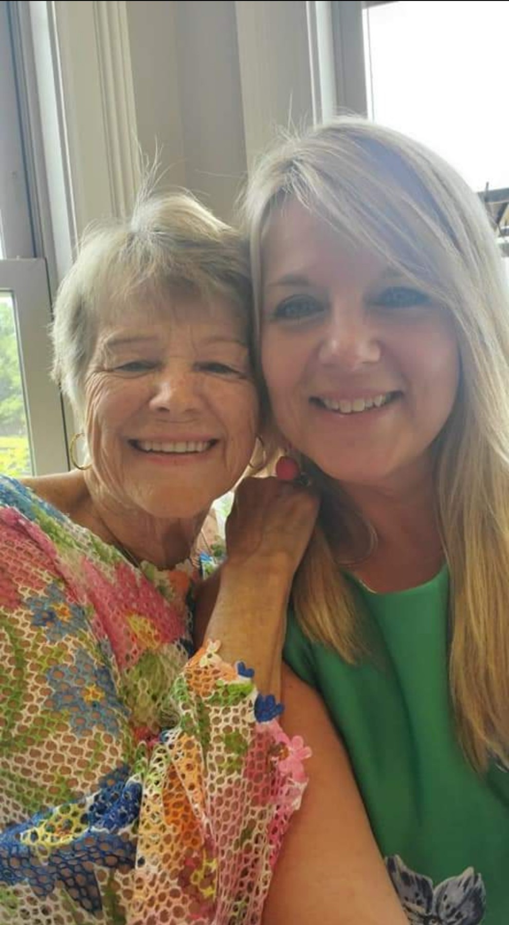 Sharon Beam's Instagram, Twitter & Facebook on IDCrawl