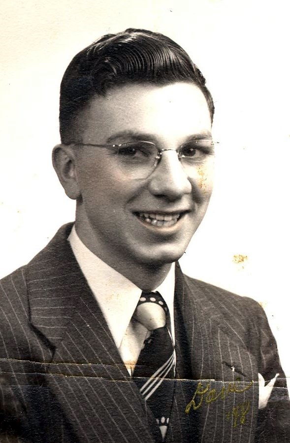 David Bayer's Instagram, Twitter & Facebook on IDCrawl