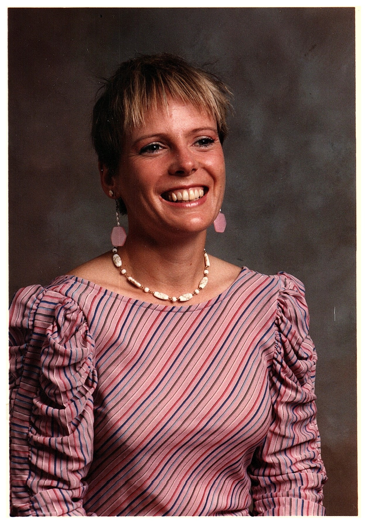 Linda Barrett Obituary - Newhall, CA