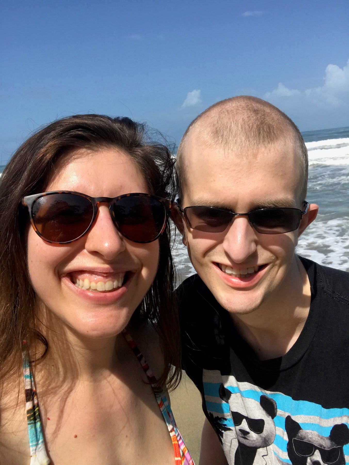 Peg Cook's Instagram, Twitter & Facebook on IDCrawl