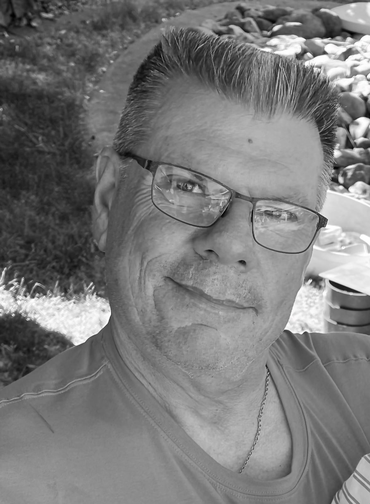 Dennis Updegraff Obituary - Sacramento, CA