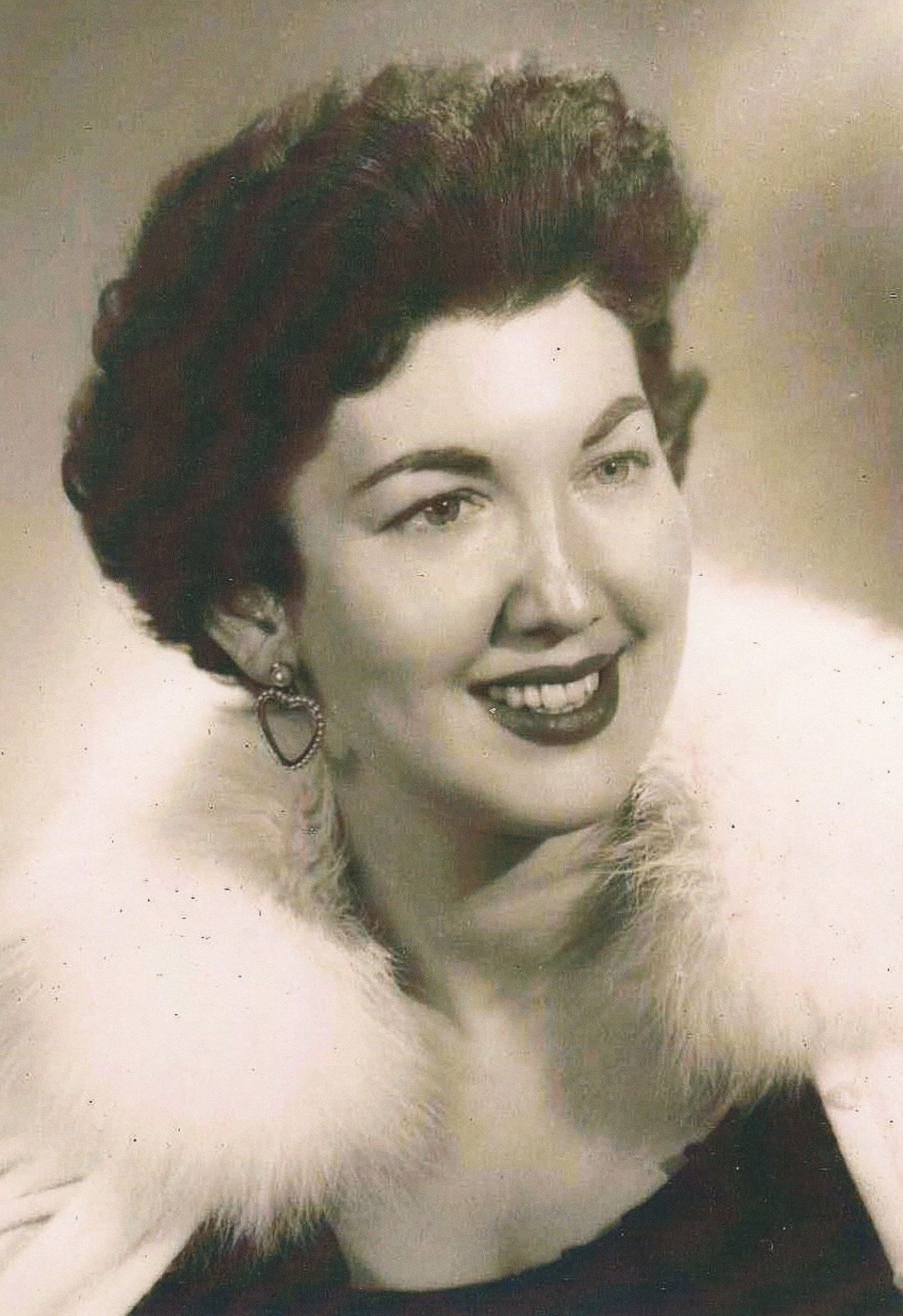 Glynette Russell Obituary