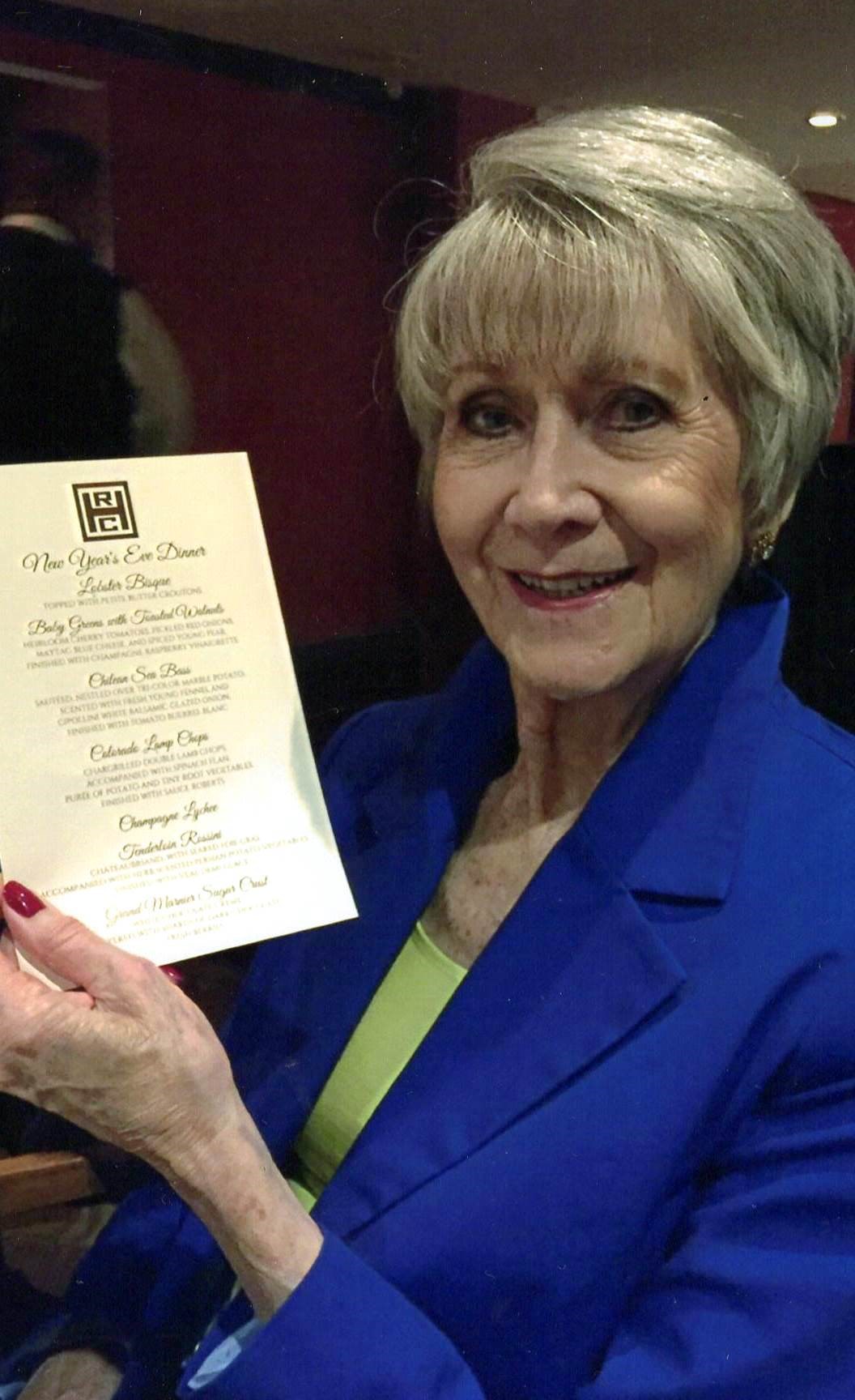 Polly Hart's Instagram, Twitter & Facebook on IDCrawl